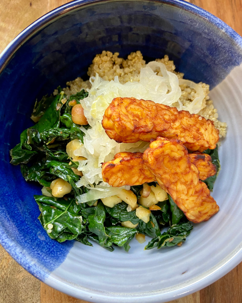 TEMPEH QUINOA KALE BOWL - Olive You So Matcha