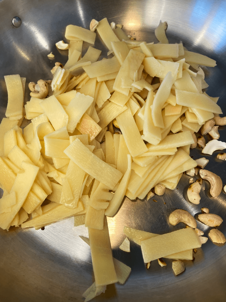 How to cook canned bamboo shoots : easy vegan recipe - Olive You So Matcha